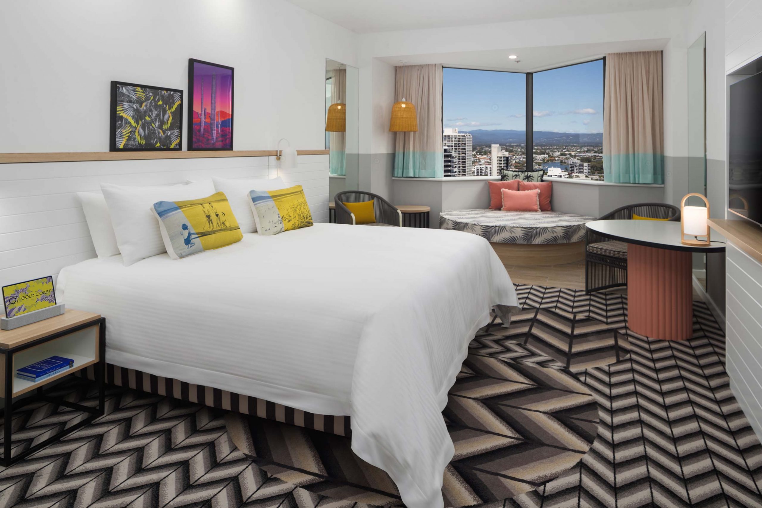 QT Deluxe City View King | QT Gold Coast